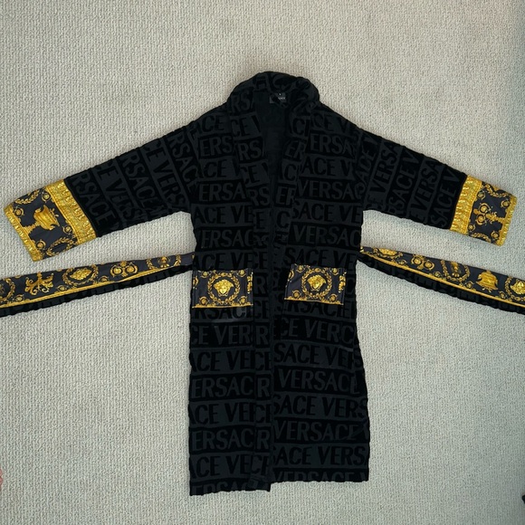Versace | Shirts | Versace Baroque Bathrobe Size M | Poshmark